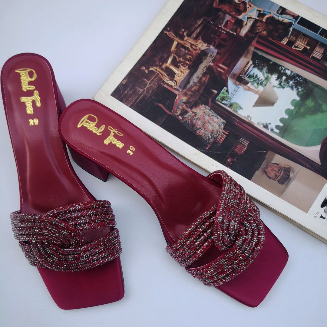 Humming Rhinestone Block Heel - Maroon – Pastel Toes